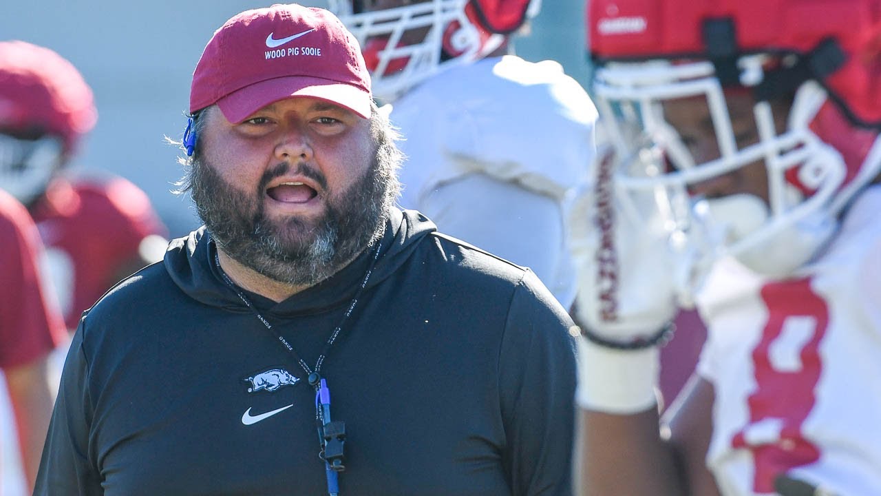 Razorbacks' offensive line coach on progress of new faces in fall camp ...