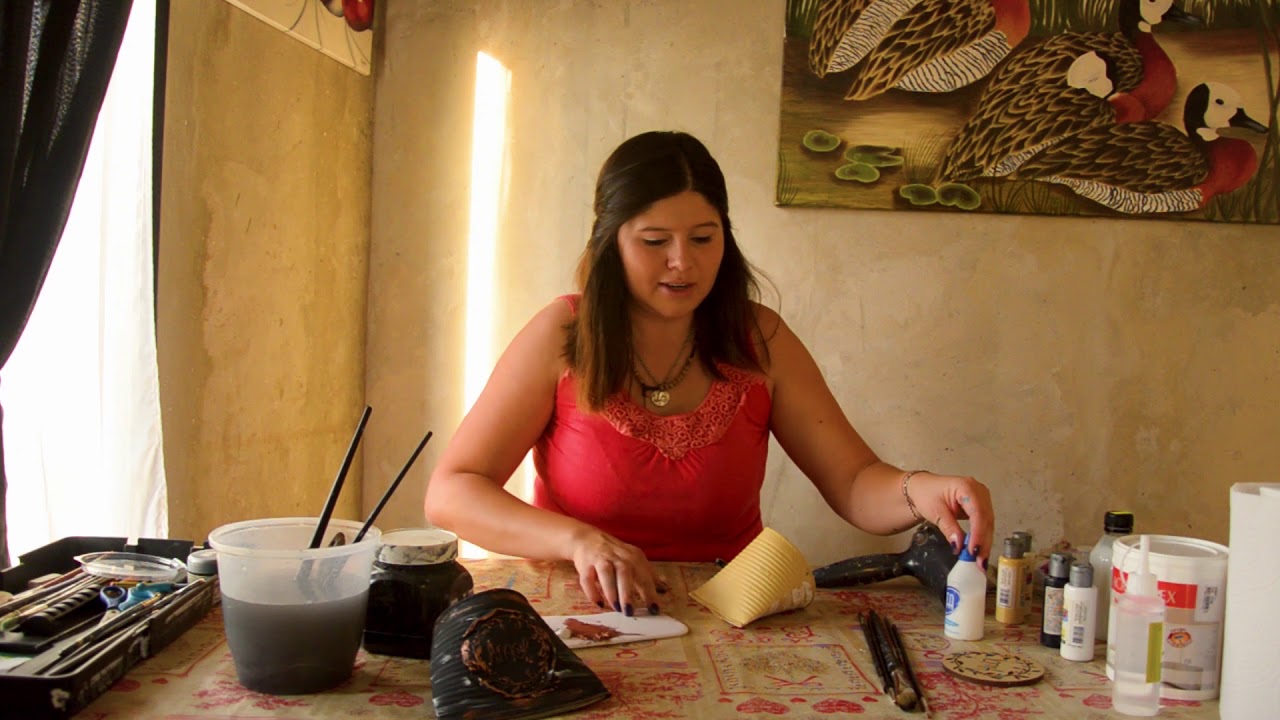 Arte con latas recicladas — Taller municipal - YouTube