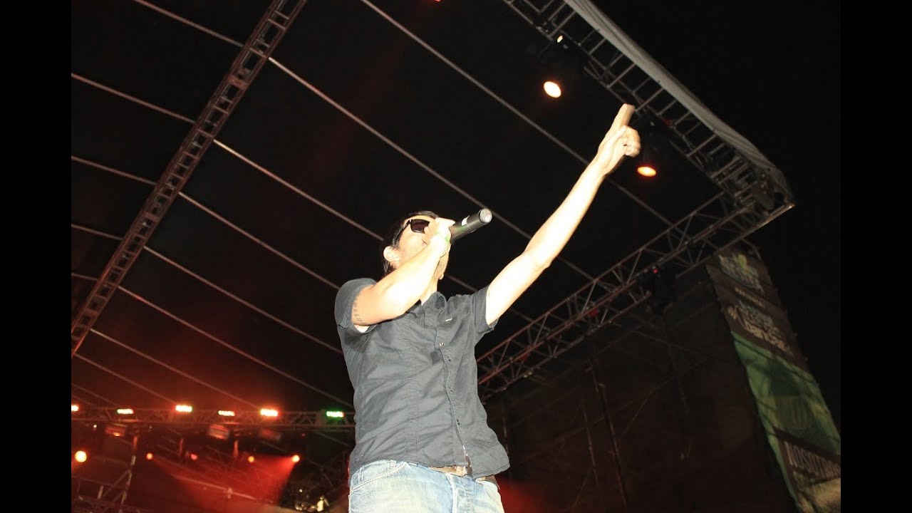 CANDY 66 - Fuerte [En el Festival Nuevas Bandas 2013 Caracas Venezuela ...