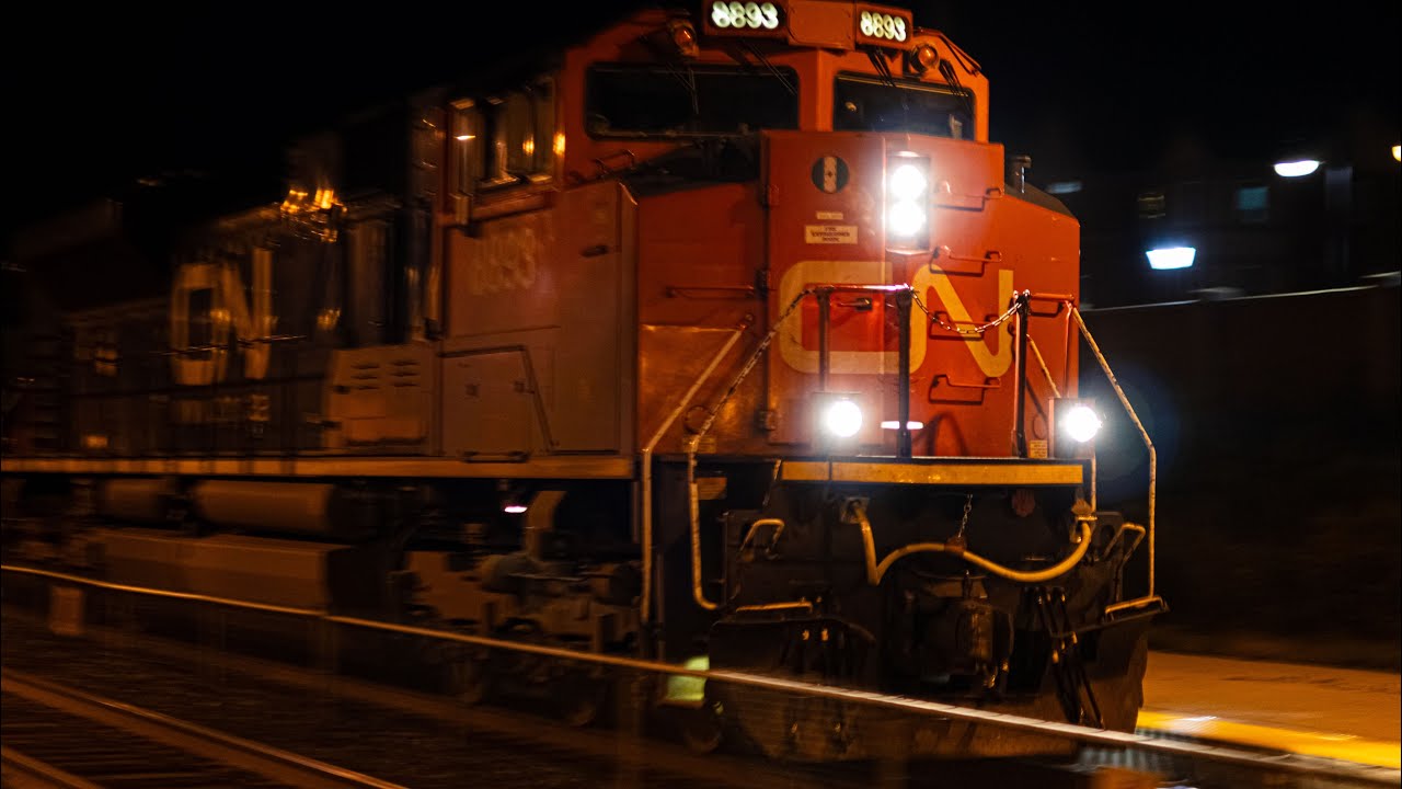 [EXO Charger and Siemens coach!] CN Train P276 Eastbound at Mount ...