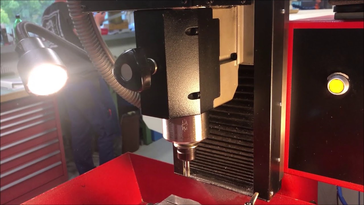 KERN 1016 CNC Milling Machine - YouTube