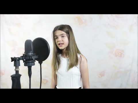 Maja Kurowska - Nie ma jak u mamy