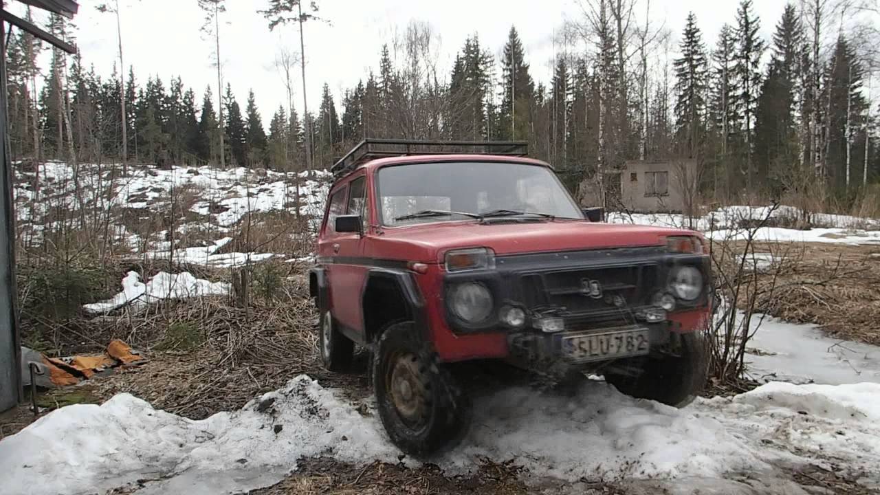 Lada Niva little offroad test - YouTube