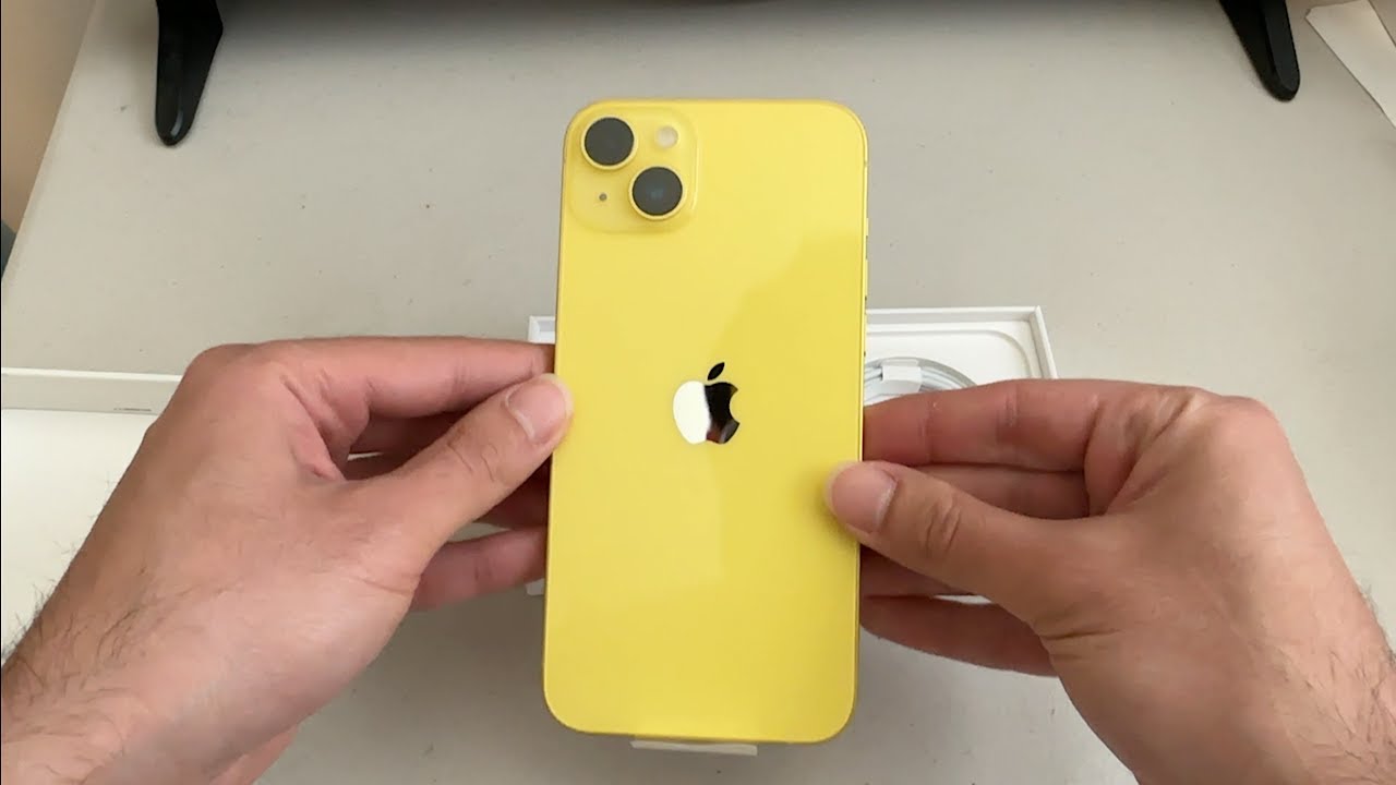 iPhone 14 Plus in Yellow Unboxing - All new iPhone color! - YouTube