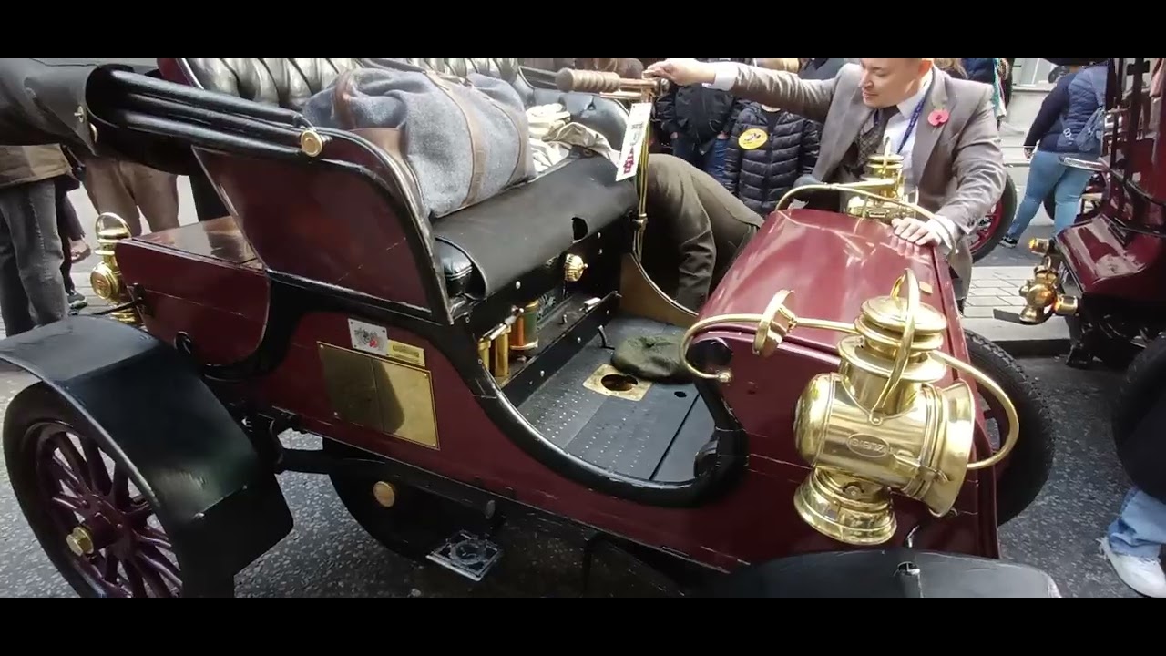 London to brighton veteran car rally show in pall mall 2025 pt1 - YouTube