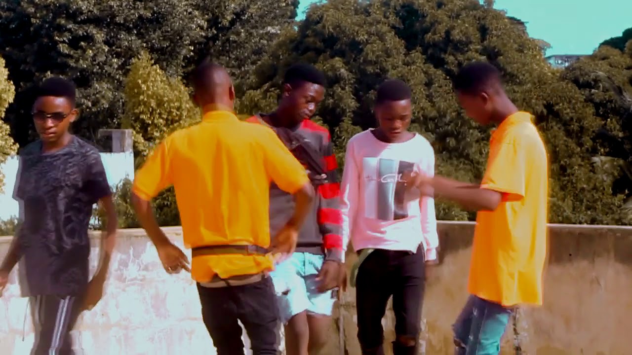 Dop Gang ft Os da fama Mais Corrente - YouTube