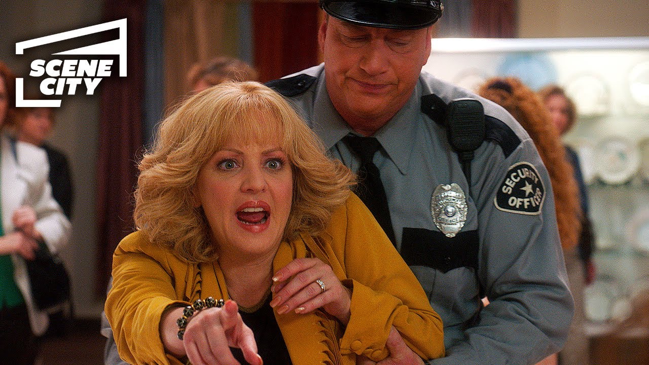 Erica Frames Her Mom for Theft | The Goldbergs (Wendi McLendon-Covey ...