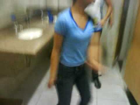 funk no banheiro feminino, HUEHUA