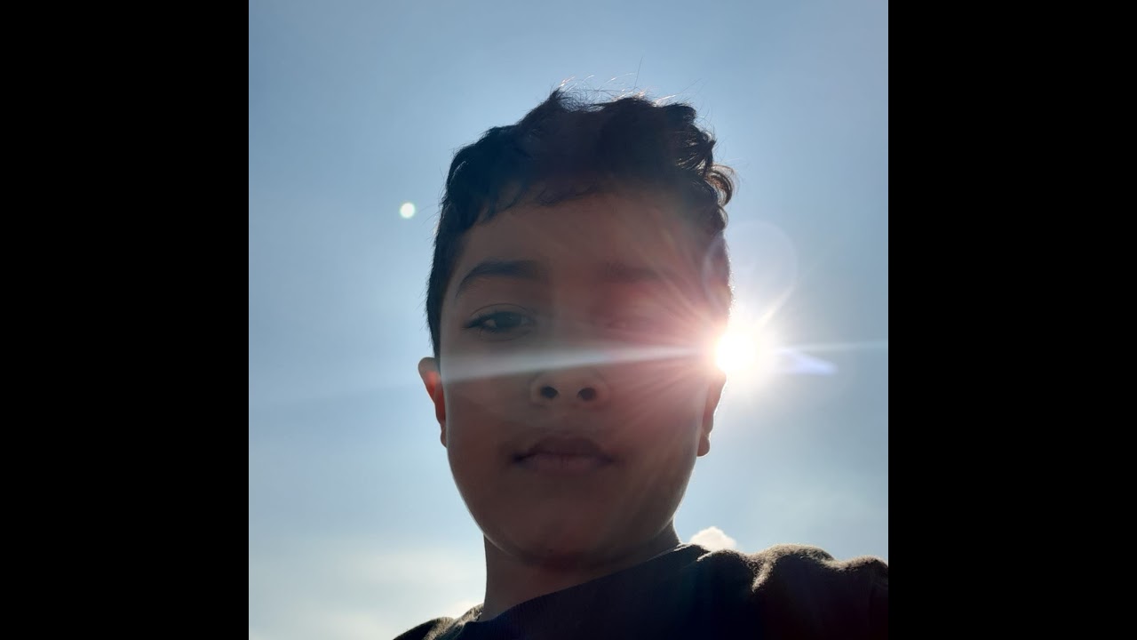 Mikaeel Shujah Live Stream - YouTube