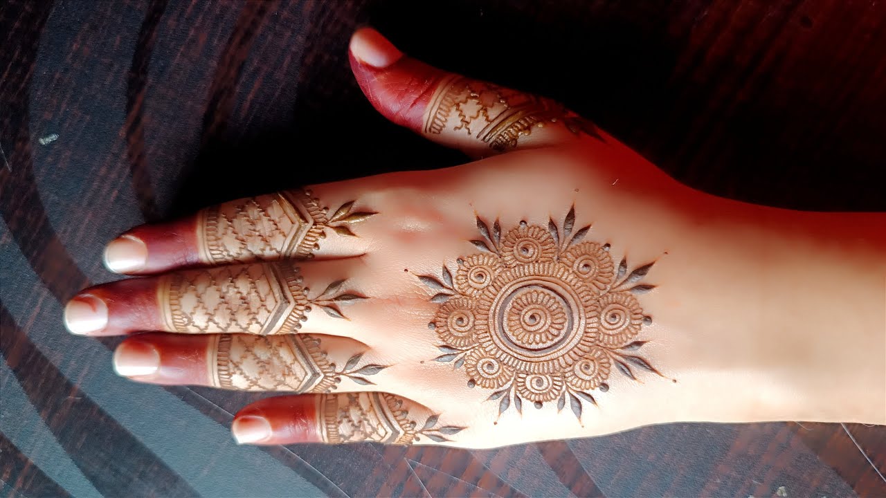 New Simple Mandala Mehendi Design | Easy Mehndi Design | Latest simple ...