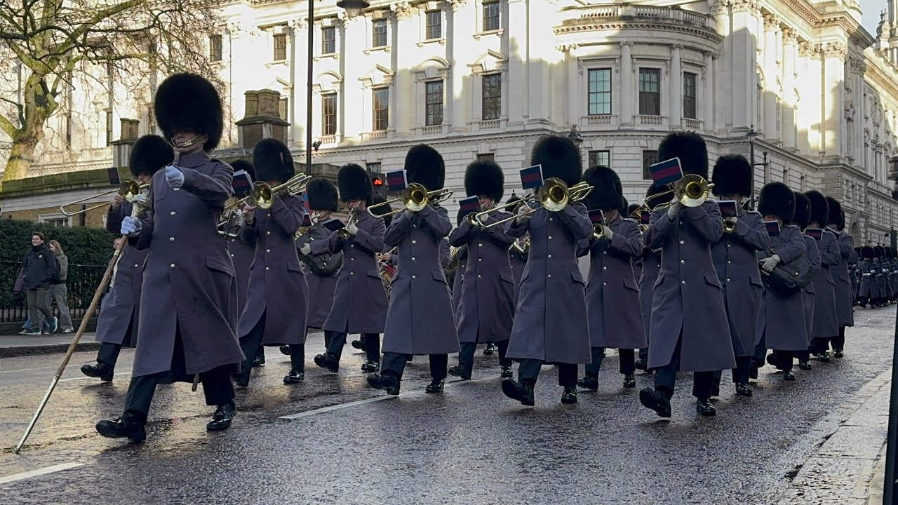The Band of the Grenadier Guards - Guard of Honour for the Dutch ...