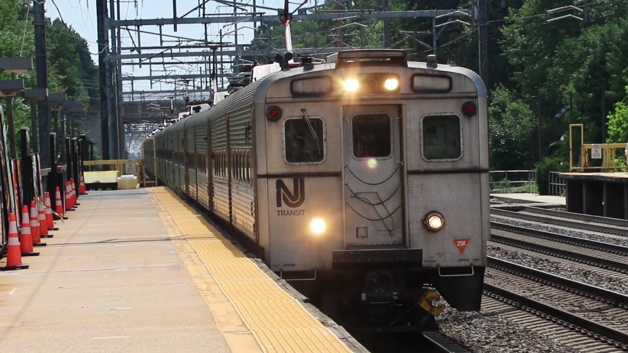 New Jersey Transit: GE Arrow IIIs on the Northeast Corridor Line at ...