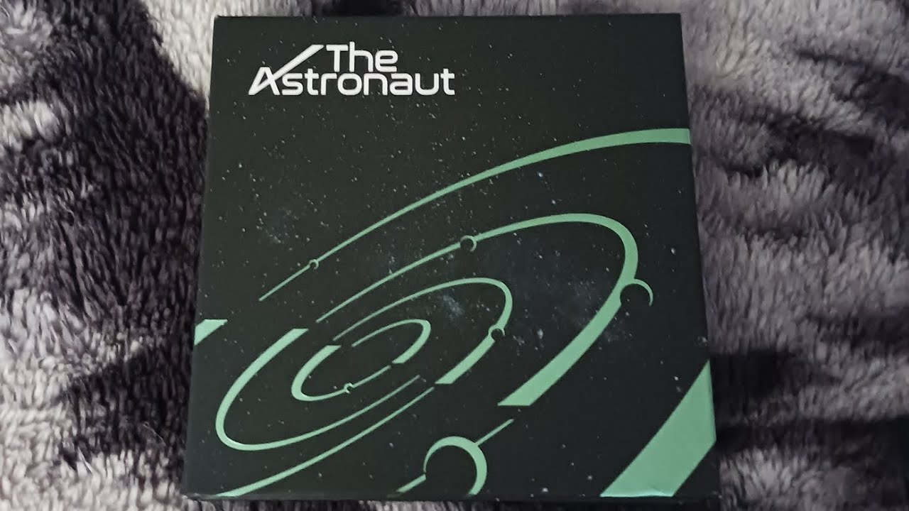 Unboxing The Astronaut Album - YouTube