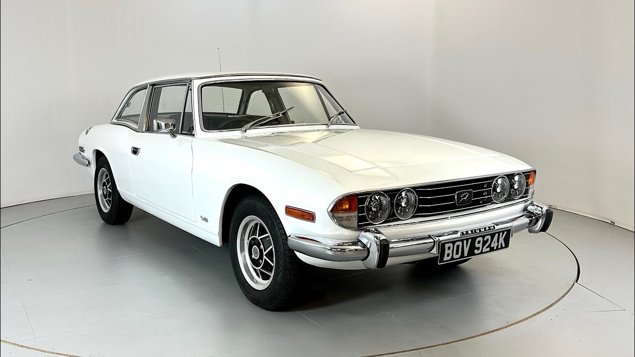 Triumph Stag - YouTube