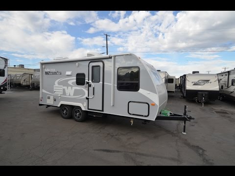 2017 Winnebago Micro Minnie 2106FBS Walk-around by Motor Sportsland ...