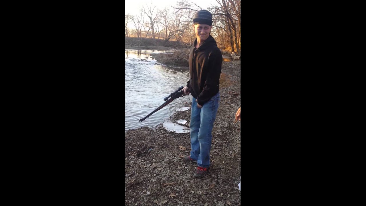 Kalen Thompson gunshot recoil to nuts - YouTube