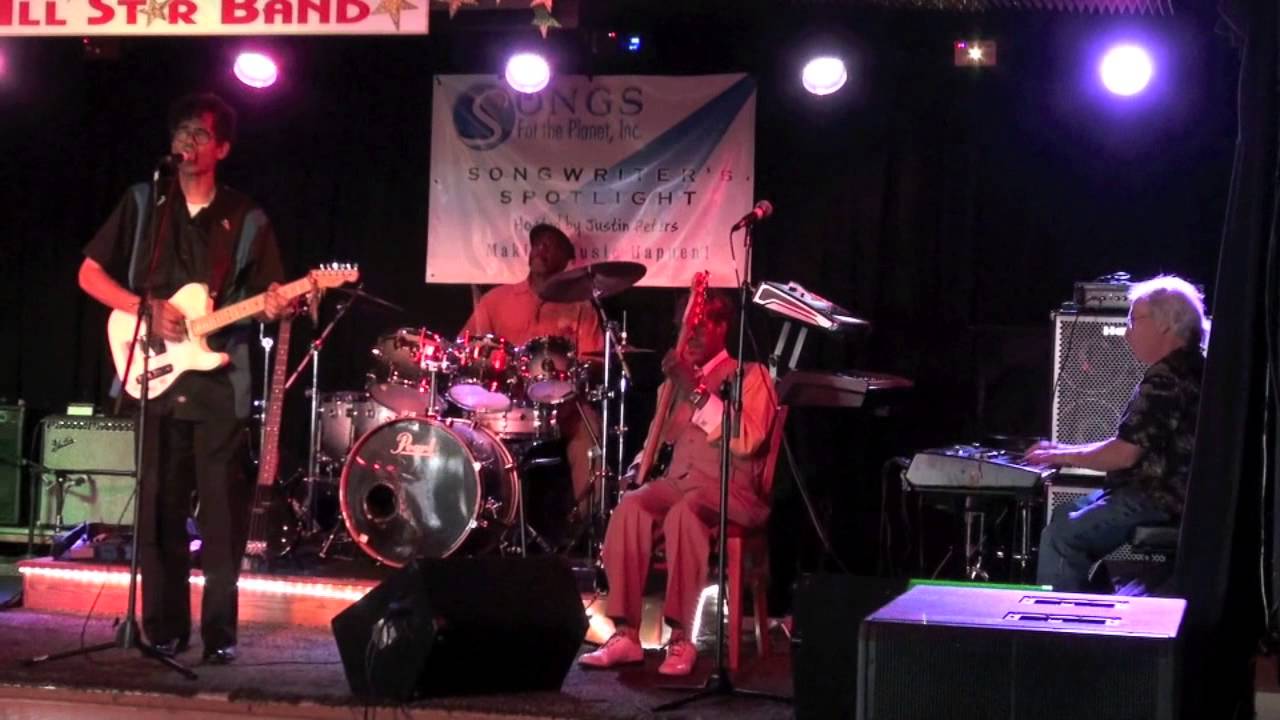 Gil Gann au Carol Ann's All . Nashville 2013.Par Piercountry - YouTube