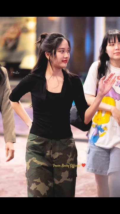 Freen Becky New Video/ Freen Saying Byee 😍😭 ️#freenbecky #shorts #freen #freensarocha # ...