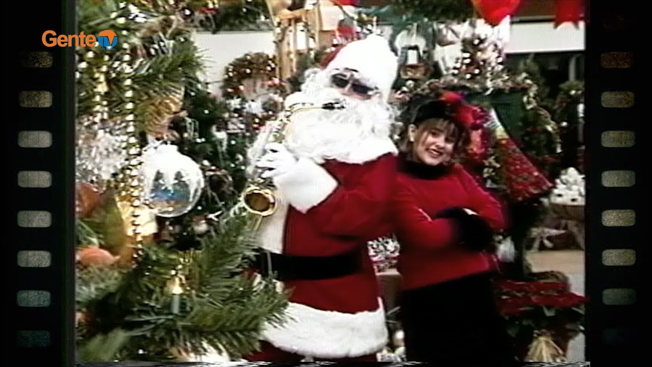 Cantora Sarah Pacheco com "Rockin around the Christmas Tree" - Dec.24 ...
