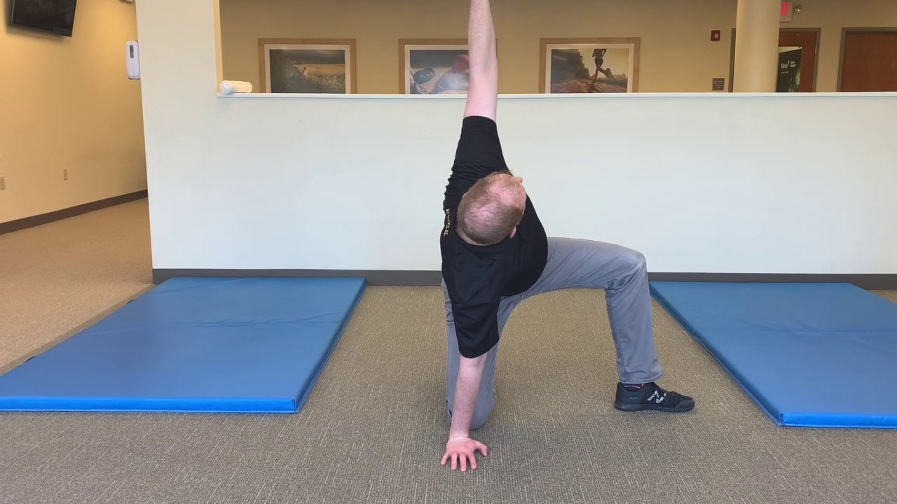 Open Half Kneeling Thoracic Rotation Loaded - YouTube