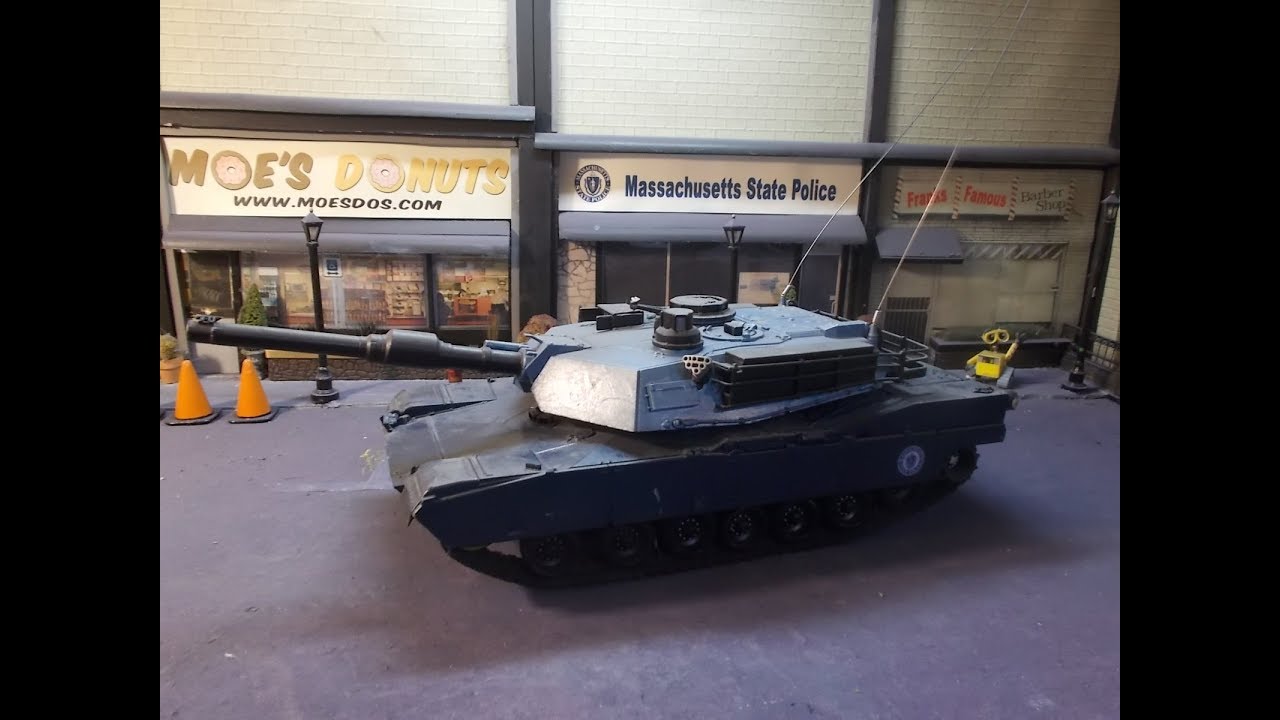 Massachusetts State Police M1A1 Abrams Tank 1/24 scale R/C. - YouTube