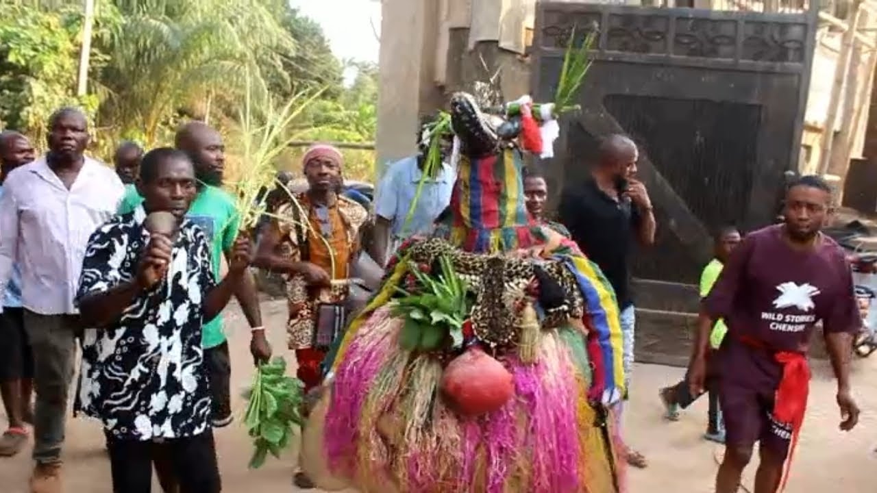 IDEJUOGWUGWU MASQUERADE UMUAGU INYI 🇳🇬 - YouTube