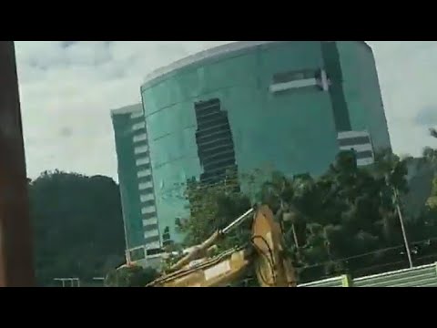 13 minutes /mini bus going to Tsuen Wan from Taipo w / Thelma B. - YouTube