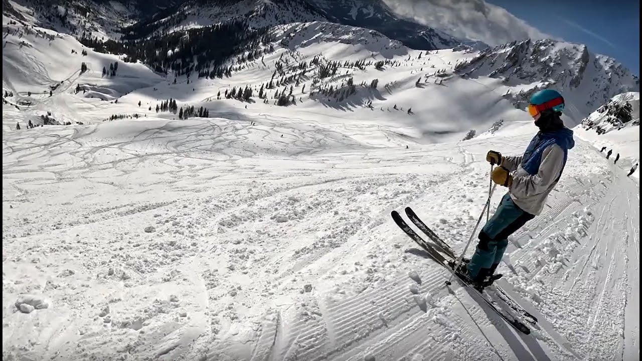 Bluebird Powder day in Mineral Basin - YouTube