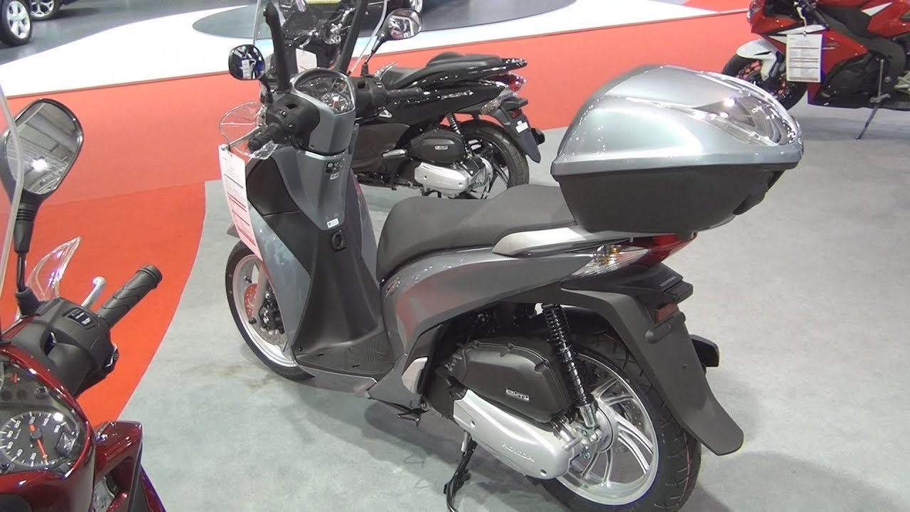 Honda SH 150i ABS + TopBox + Screen Scooter Exterior and Interior - YouTube