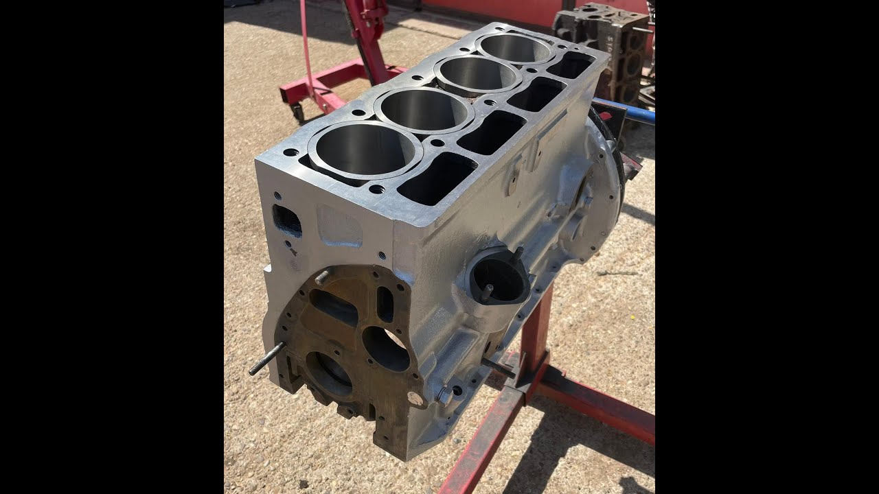 Triumph TR3a 1959 Fast Road spec engine rebuild with MaXpeeding Rods ...