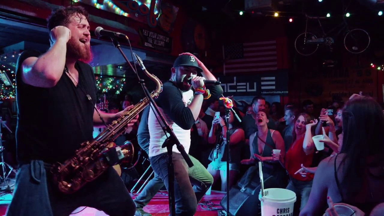 Tin Roof Bars - Live Music Joint - YouTube