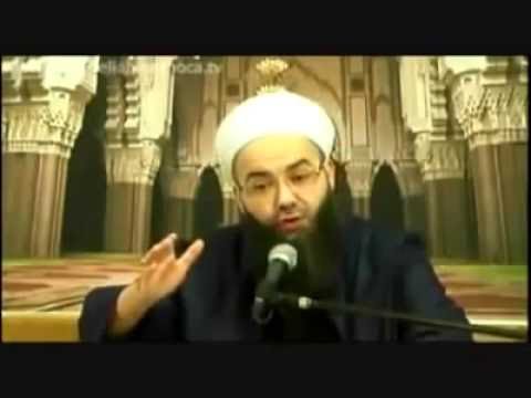 CÜBBELİ AHMET / Namaz Sureleri Yanlış Okunuyor Kafayı Yİyecem ..!