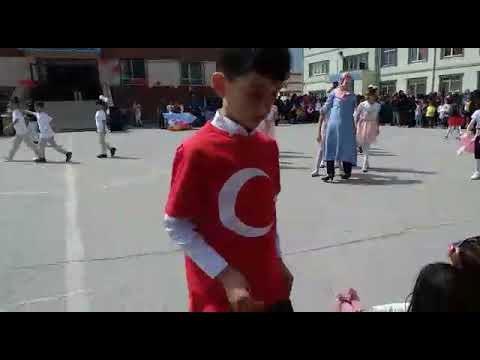 23 nisan canım yiyenim merve  Bayrak