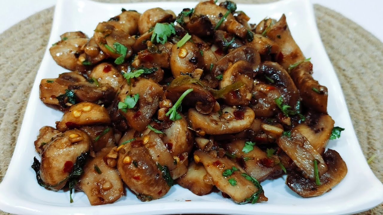 Butter Garlic Mushroom Recipe | Delicious Chilli Butter Garlic Mushroom ...