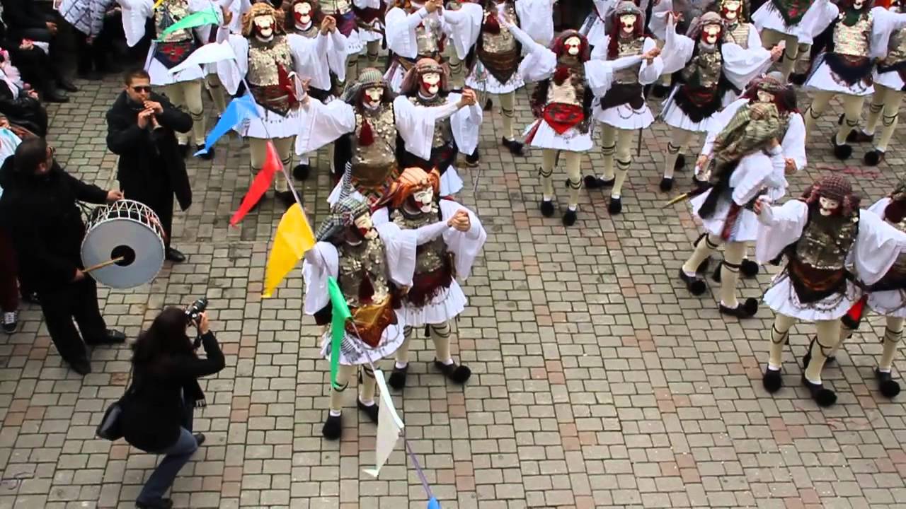 ΛΕΒΕΝΤΙΚΑ ΧΟΡΕΨΑΝ ΟΙ "ΓΕΝΙΤΣΑΡΟΙ" ΤΗΣ ΝΑΟΥΣΑΣ 2013 - YouTube