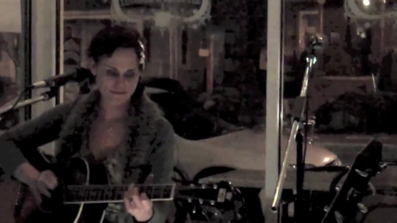 Erin Harpe - Stop & Listen Blues Live at the Metropolitan - YouTube