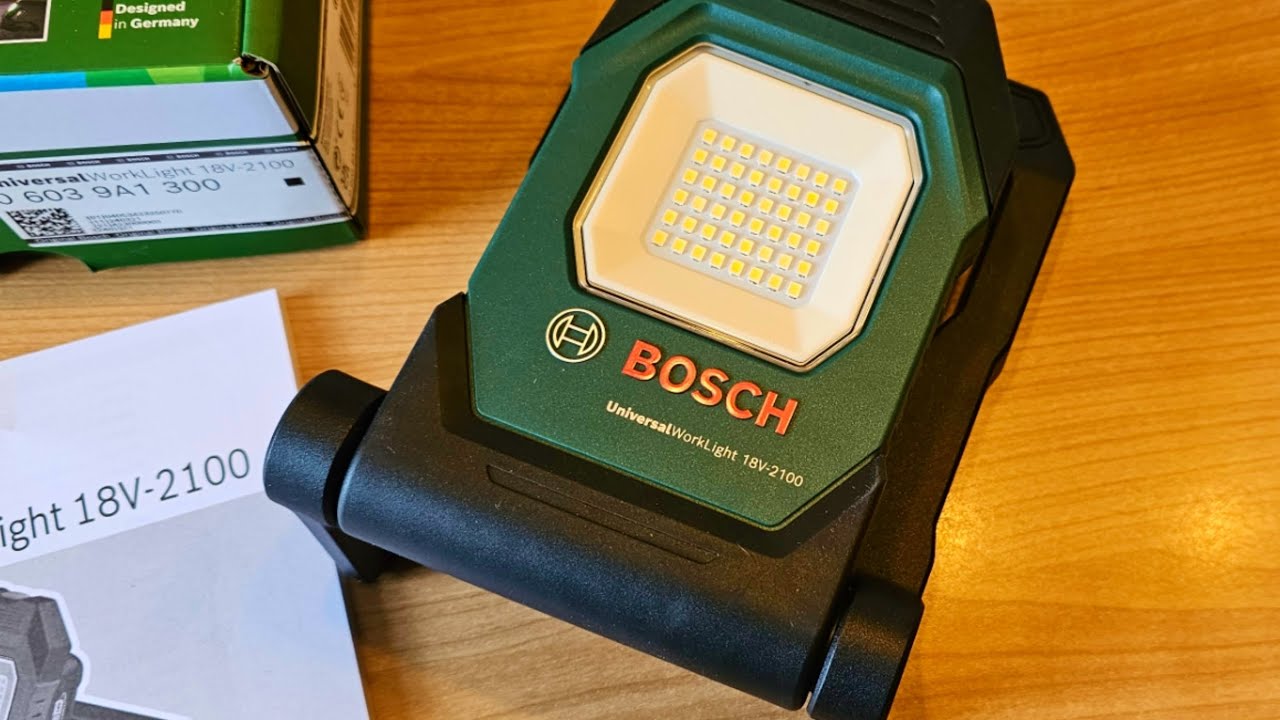 Bosch Universal WorkLight 18V 2100 - YouTube