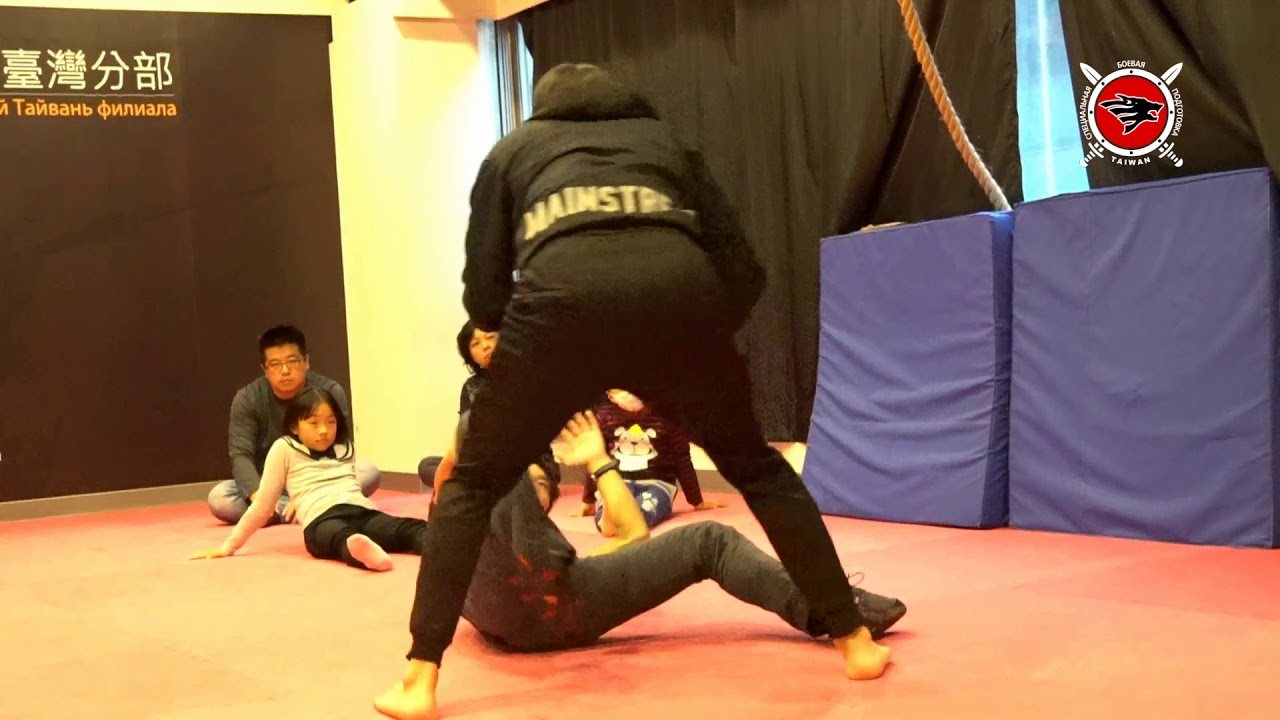 Parent-child self-defense Level-1 seminar - YouTube