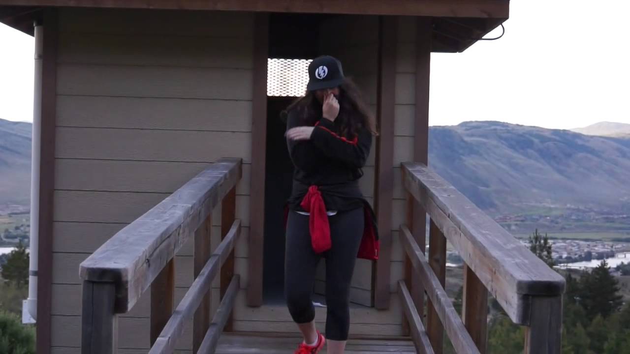 Reverse Oreos - Fantasy Project - BBUS 2720 - YouTube