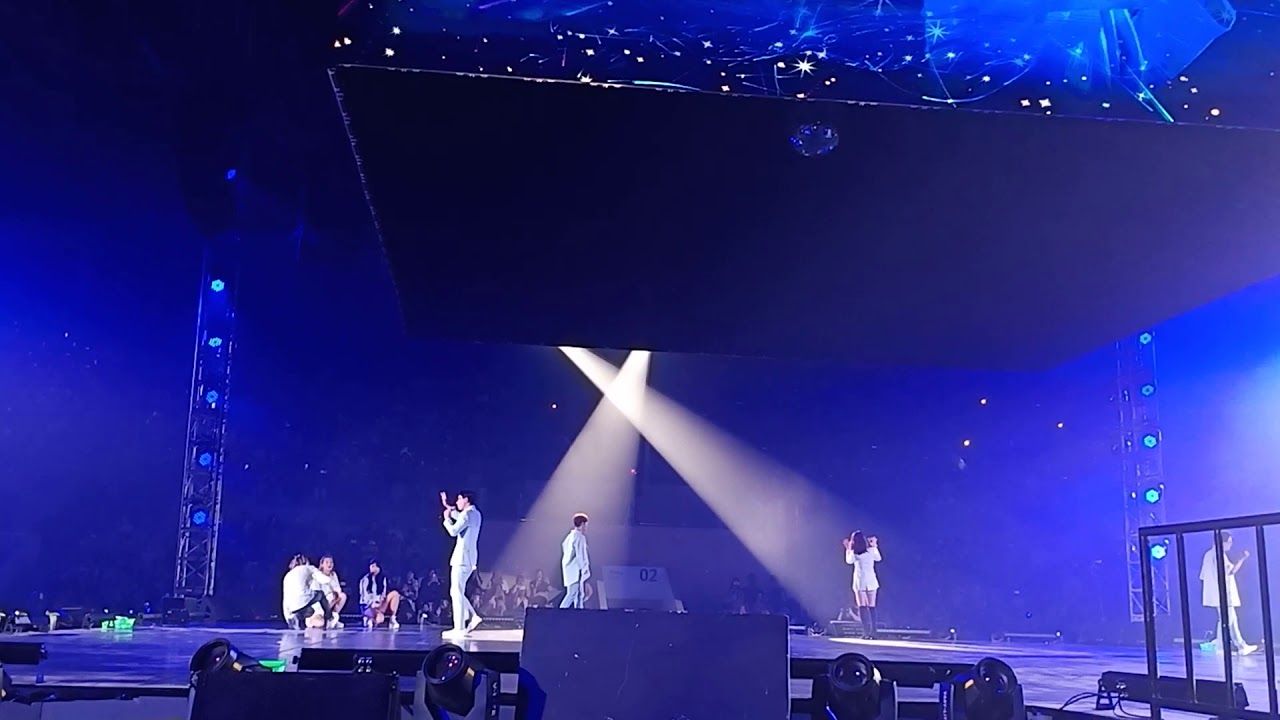 [FANCAM] 190817 Running Man Live In Jakarta Opening - Only One For Me ...
