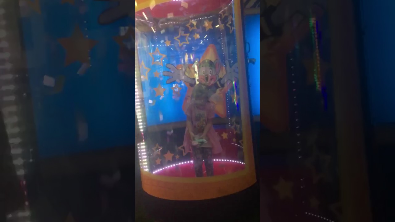 Chuck E Cheese Ticket Blaster - YouTube