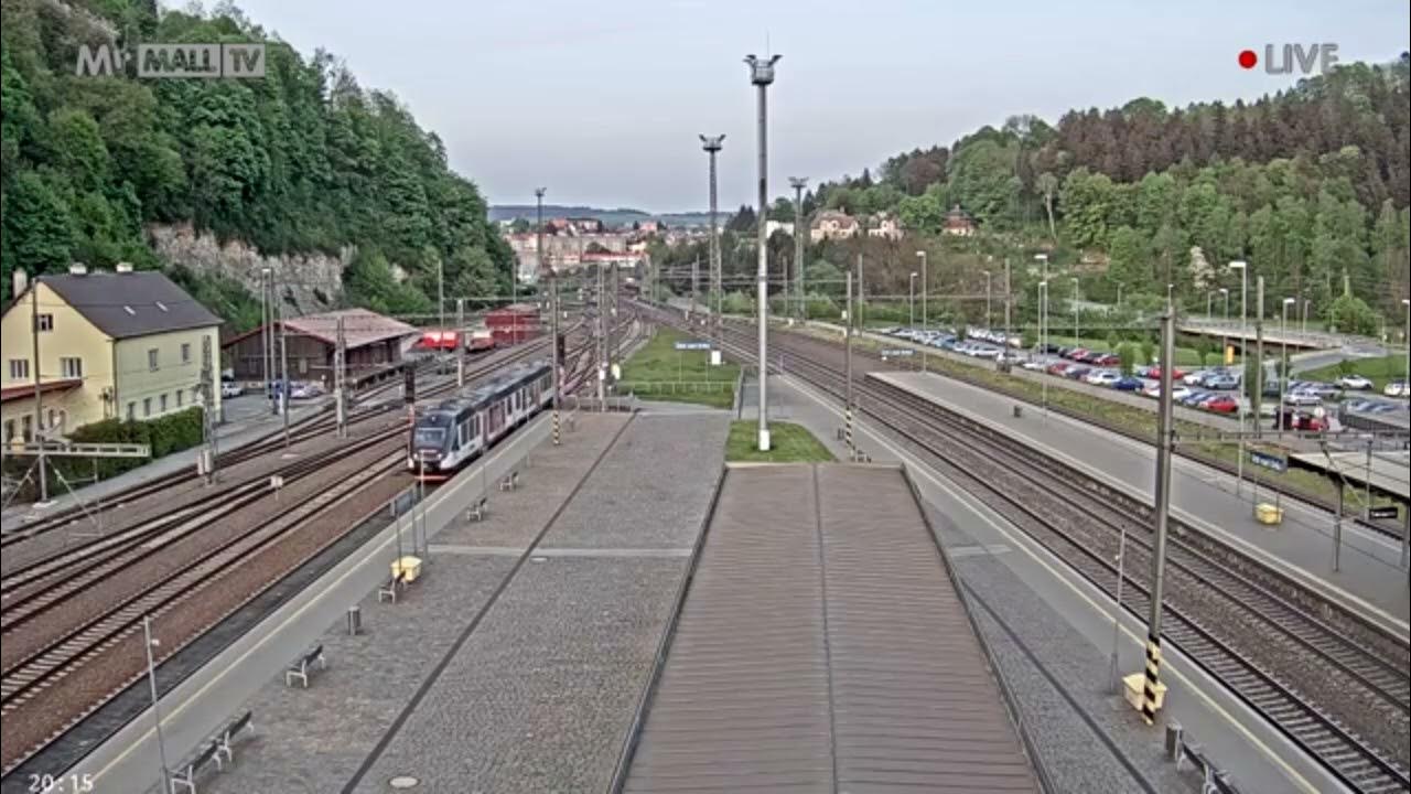 Hlášení A Vlak Ústí Nad Orlicí R 895 Zpoždění 100 Min Hlášení Přijel