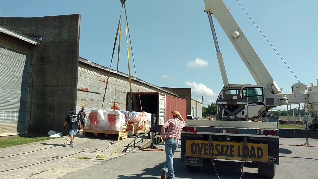 Two Rednecks and a Tow Truck - Heavy / Complicated Load Move - YouTube