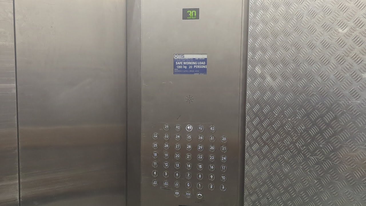 9 years anniversary! Otis Series 3 high speed service lift at 259 ...