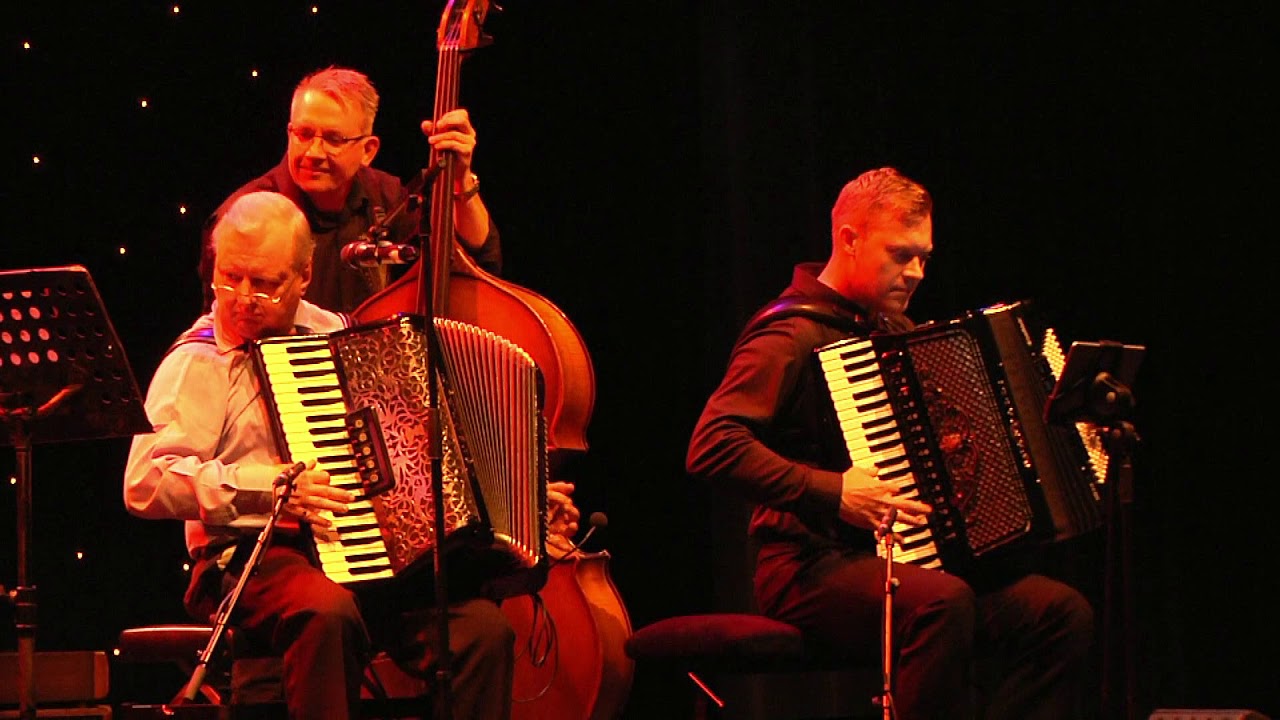 Rembrandt Duo & Daan de Groot - Springende punkte - YouTube