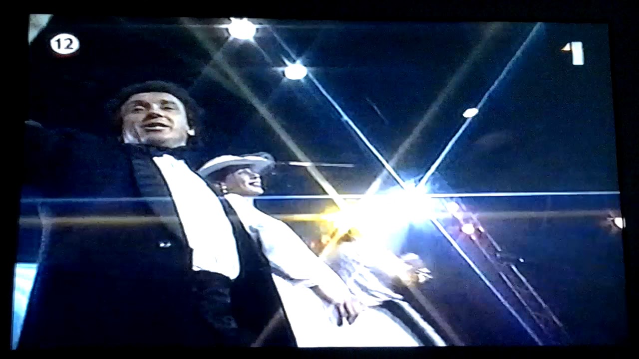 Senzi Senzus Topoľčany 1998 11 Jednej dcéry mamka - YouTube