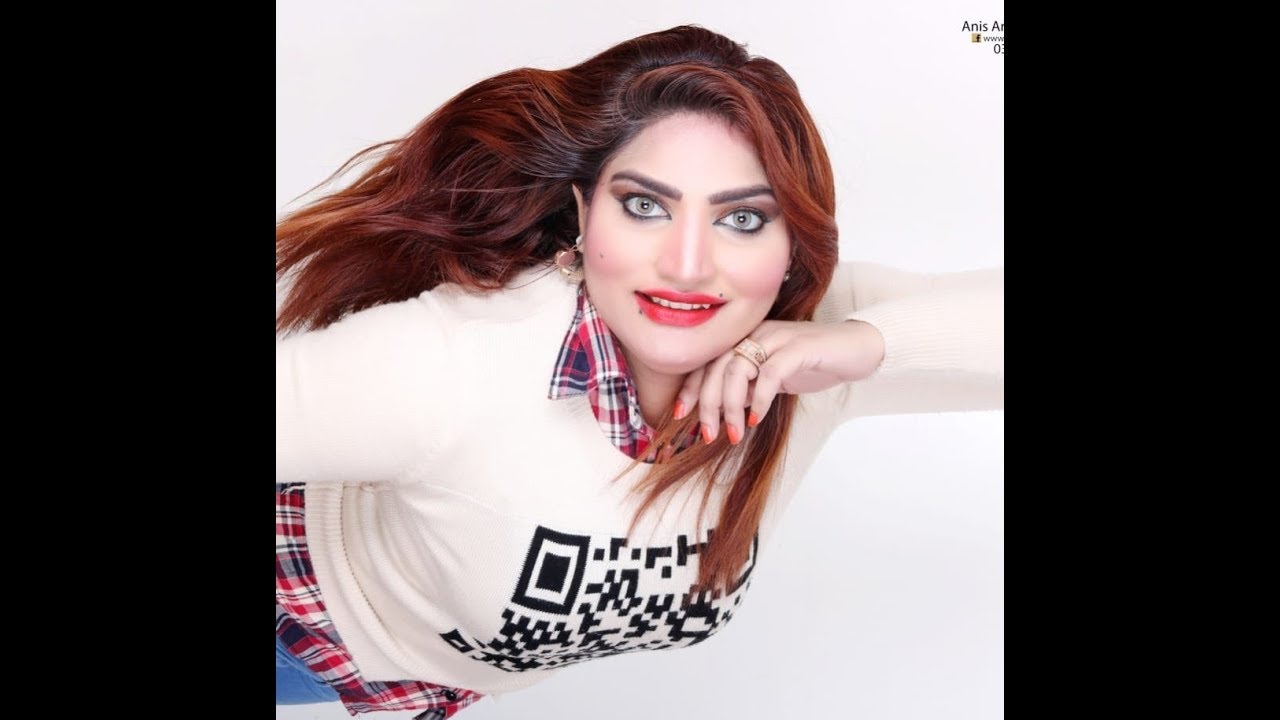 Chahat sheikh live in NEW Yellow Dress for Fans latest - YouTube