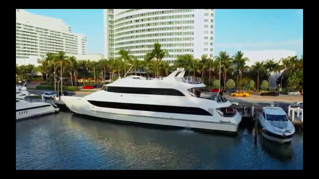 Lady V Party Yacht Venue Miami - YouTube