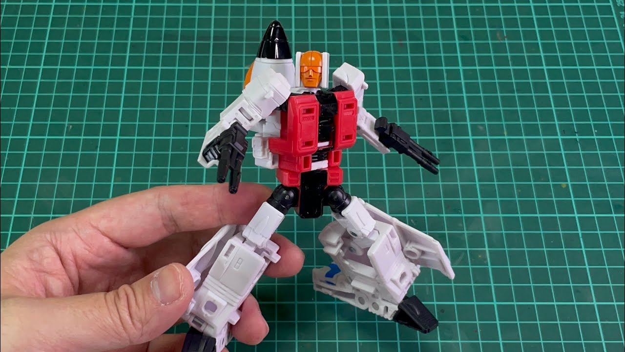 Transformers Age of the Primes Deluxe Class Aerialbot Slingshot (Robot ...