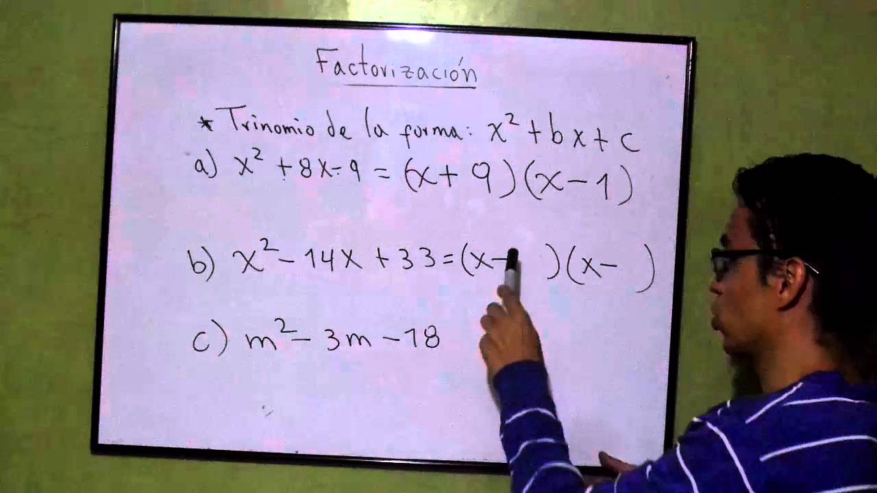 Factorización por tanteo - YouTube